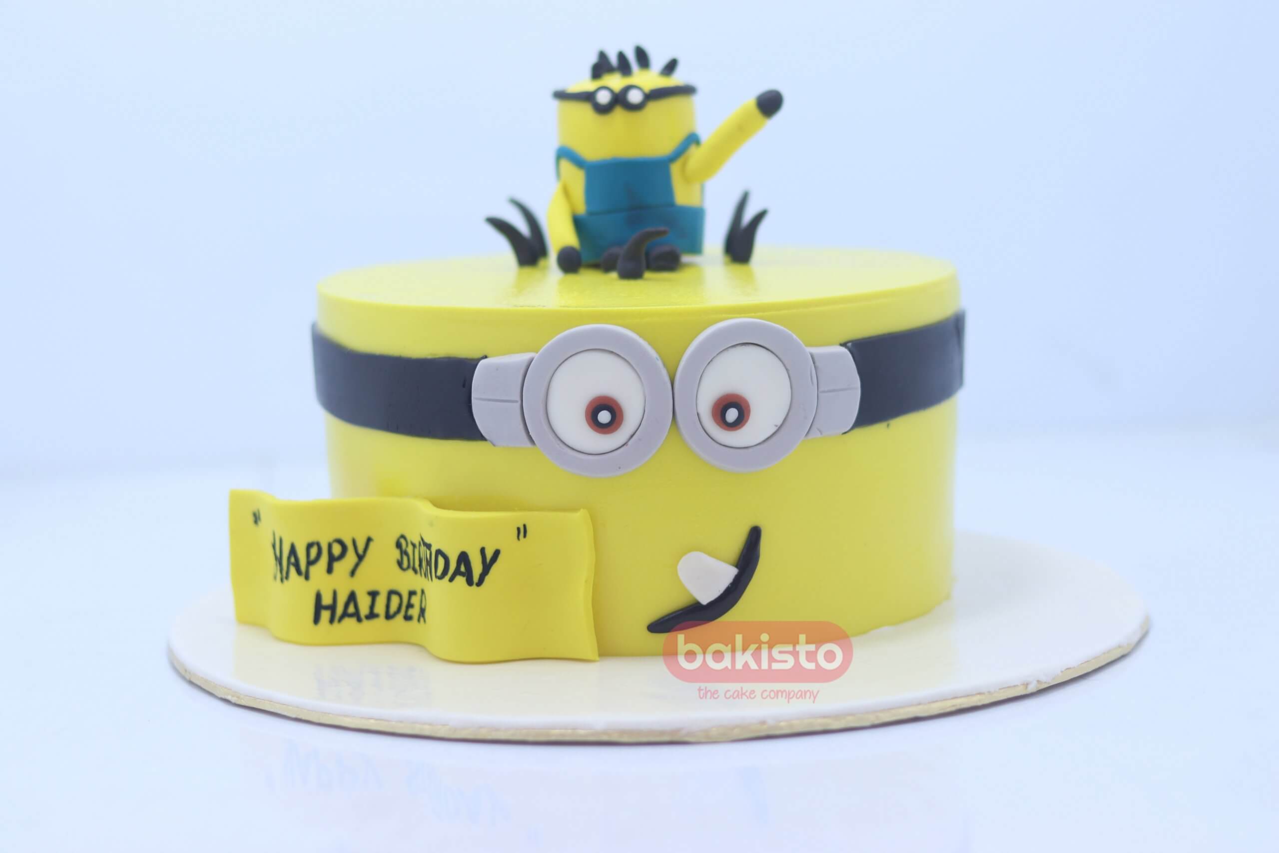 minnion Kids Birthday Cake Now available at your doorsteps in Lahore